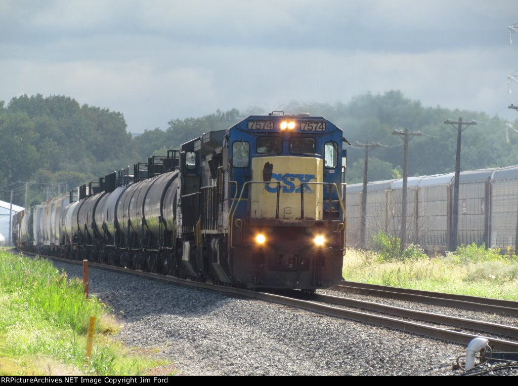 CSXT 7574